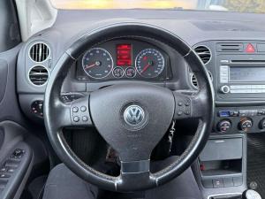 Melns Volkswagen Golf Plus 2008 Jurbarkas, ar dzinēja tilpumu 1.39 L un nobraukumu 167 tūkst. km par 2599 €, foto 17 vietnē AUTOMOTO.COM.LV