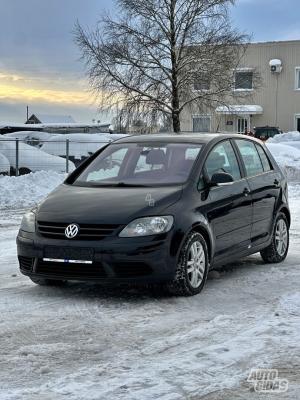 Black Volkswagen Golf Plus 2008 in Kretinga, with an engine capacity of 1.90 L and mileage of 249 thousand km for 3999 €, photo  on AUTOMOTO.COM.LV