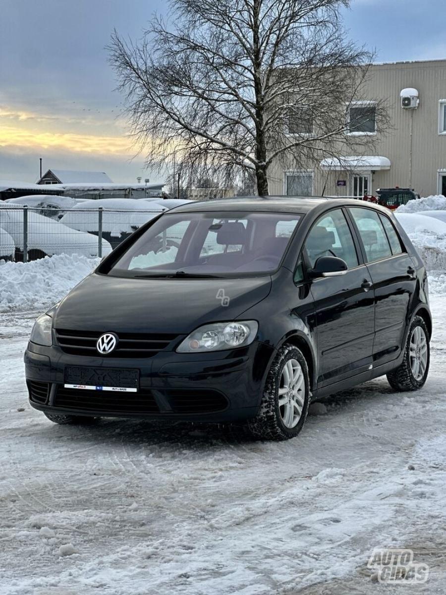 Melns Volkswagen Golf Plus 2008 Kretinga, ar dzinēja tilpumu 1.90 L un nobraukumu 249 tūkst. km par 3999 €, foto 1 vietnē AUTOMOTO.COM.LV
