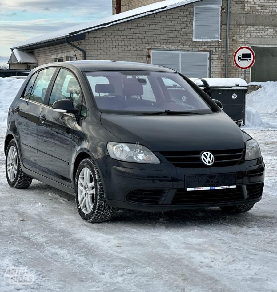 Melns Volkswagen Golf Plus 2008 Kretinga, ar dzinēja tilpumu 1.90 L un nobraukumu 249 tūkst. km par 3999 €, foto 3 vietnē AUTOMOTO.COM.LV