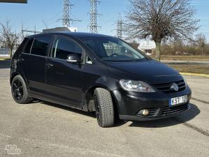 Black Volkswagen Golf Plus 2008 in Marijampole, with an engine capacity of 2.00 L and mileage of 268 thousand km for 2299 €, photo 3 on AUTOMOTO.COM.LV