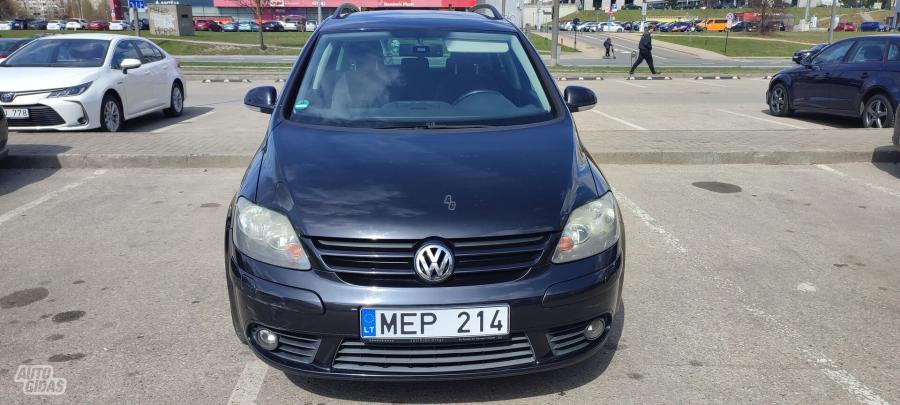 Black Volkswagen Golf Plus 2008 in Vilnius, with an engine capacity of 1.40 L and mileage of 222 thousand km for 2450 €, photo 4 on AUTOMOTO.COM.LV