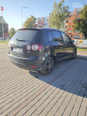 Melns Volkswagen Golf Plus 2008 Šilutė, ar dzinēja tilpumu 1.90 L un nobraukumu 389 tūkst. km par 1150 €, foto 5 vietnē AUTOMOTO.COM.LV
