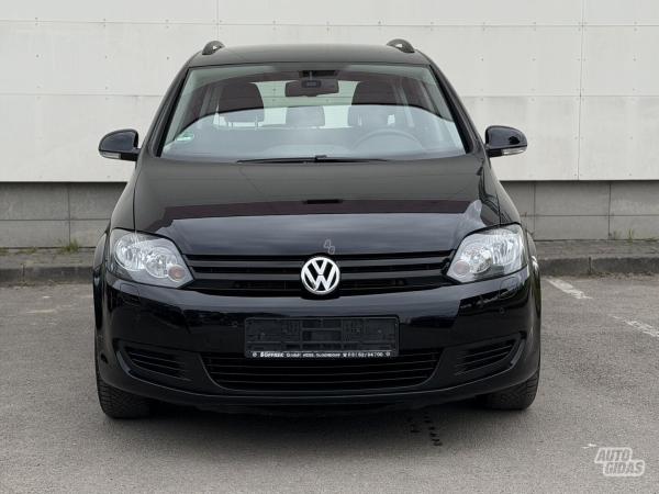 Black Volkswagen Golf Plus 2010 in Kretinga, with an engine capacity of 1.40 L and mileage of 182 thousand km for 5450 €, photo 2 on AUTOMOTO.COM.LV