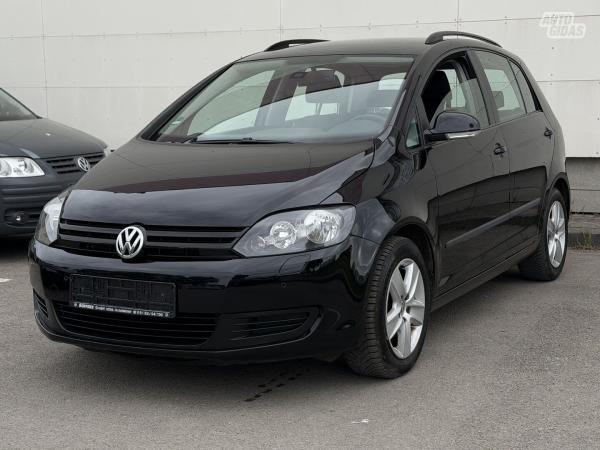 Black Volkswagen Golf Plus 2010 in Kretinga, with an engine capacity of 1.40 L and mileage of 182 thousand km for 5450 €, photo 4 on AUTOMOTO.COM.LV