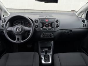 Black Volkswagen Golf Plus 2010 in Kretinga, with an engine capacity of 1.40 L and mileage of 182 thousand km for 5450 €, photo 10 on AUTOMOTO.COM.LV