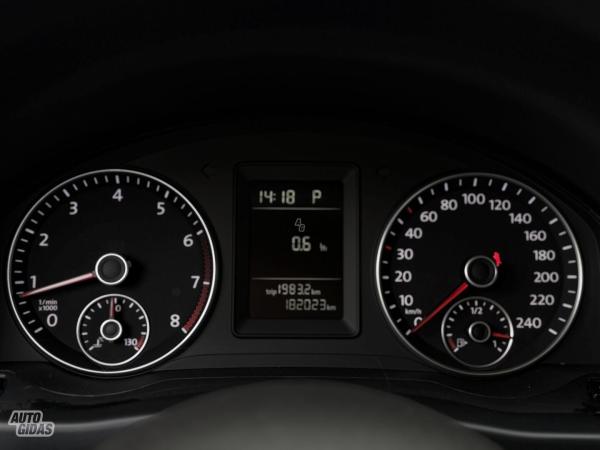 Black Volkswagen Golf Plus 2010 in Kretinga, with an engine capacity of 1.40 L and mileage of 182 thousand km for 5450 €, photo 10 on AUTOMOTO.COM.LV