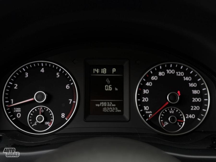 Black Volkswagen Golf Plus 2010 in Kretinga, with an engine capacity of 1.40 L and mileage of 182 thousand km for 5450 €, photo 11 on AUTOMOTO.COM.LV