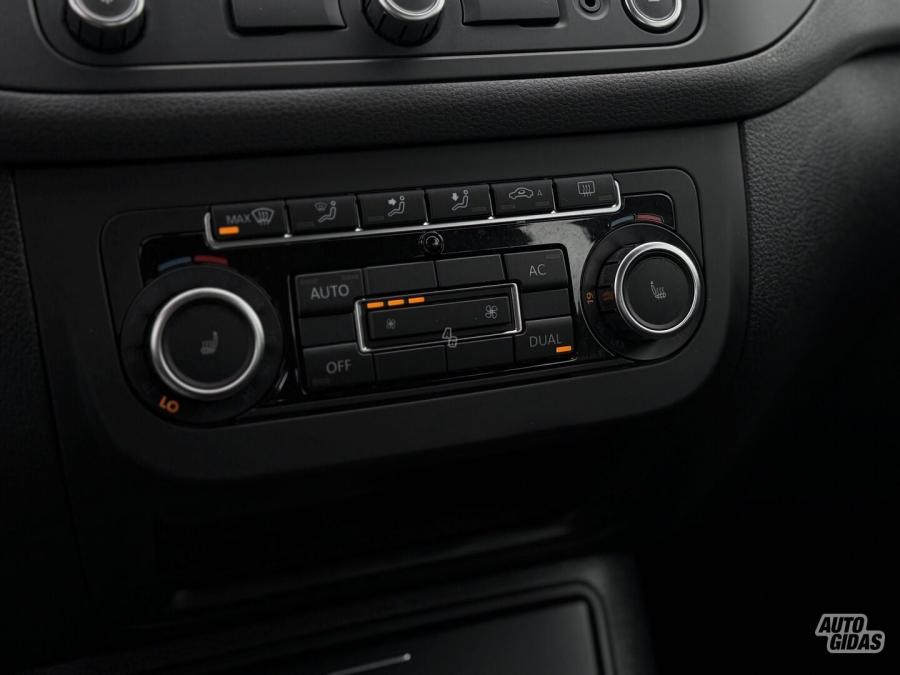 Black Volkswagen Golf Plus 2010 in Kretinga, with an engine capacity of 1.40 L and mileage of 182 thousand km for 5450 €, photo 15 on AUTOMOTO.COM.LV
