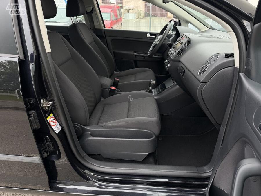 Black Volkswagen Golf Plus 2010 in Kretinga, with an engine capacity of 1.40 L and mileage of 182 thousand km for 5450 €, photo 18 on AUTOMOTO.COM.LV