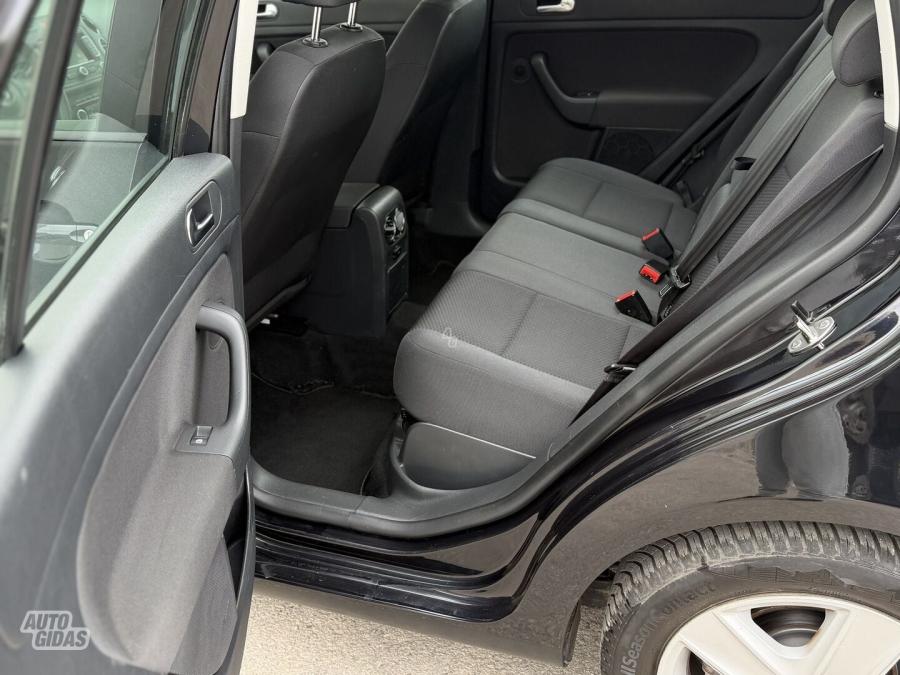 Black Volkswagen Golf Plus 2010 in Kretinga, with an engine capacity of 1.40 L and mileage of 182 thousand km for 5450 €, photo 21 on AUTOMOTO.COM.LV