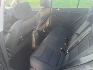 Black Volkswagen Golf Plus 2010 in Kaunas, with an engine capacity of 1.40 L and mileage of 158 thousand km for 5000 €, photo 8 on AUTOMOTO.COM.LV