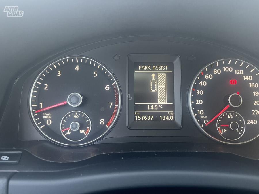 Black Volkswagen Golf Plus 2010 in Kaunas, with an engine capacity of 1.40 L and mileage of 158 thousand km for 5000 €, photo 13 on AUTOMOTO.COM.LV