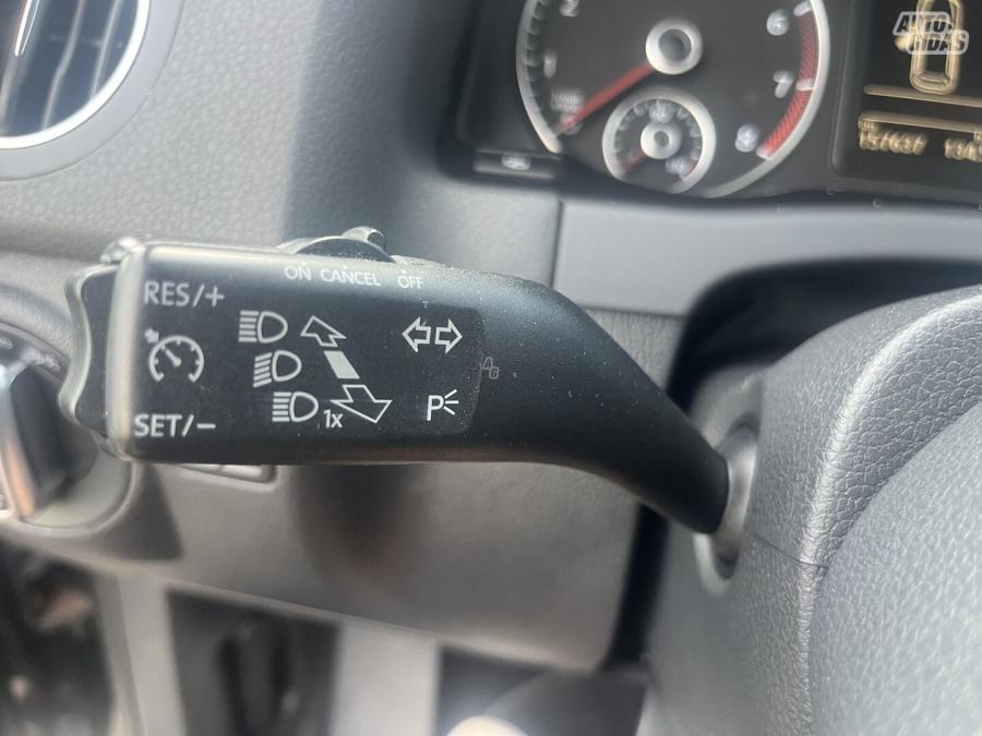 Black Volkswagen Golf Plus 2010 in Kaunas, with an engine capacity of 1.40 L and mileage of 158 thousand km for 5000 €, photo 18 on AUTOMOTO.COM.LV