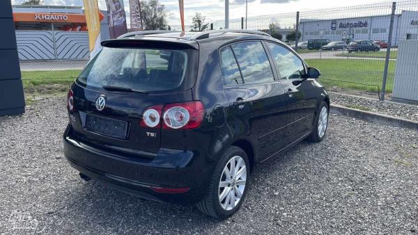 Volkswagen Golf Plus 2010 Marijampole vietnē Melns Volkswagen Golf Plus 2010 Marijampole, ar dzinēja tilpumu 1.40 L un nobraukumu 224 tūkst. km par 4950 €, foto 11 vietnē AUTOMOTO.COM.LV