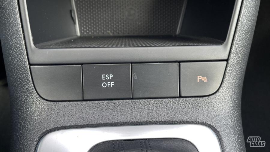 Black Volkswagen Golf Plus 2010 in Marijampole, with an engine capacity of 1.40 L and mileage of 224 thousand km for 4950 €, photo 20 on AUTOMOTO.COM.LV