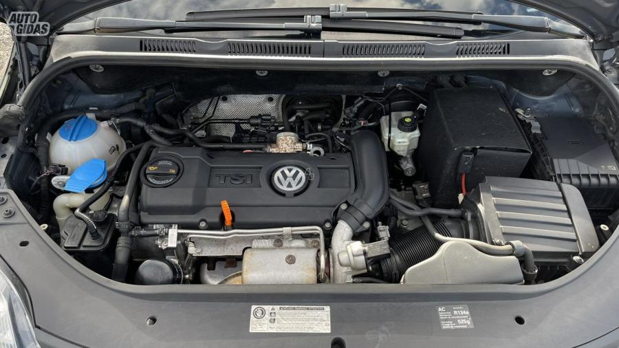 Black Volkswagen Golf Plus 2010 in Marijampole, with an engine capacity of 1.40 L and mileage of 224 thousand km for 4950 €, photo 33 on AUTOMOTO.COM.LV