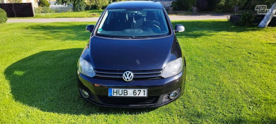 Melns Volkswagen Golf Plus 2011 Kupiškis, ar dzinēja tilpumu 1.60 L un nobraukumu 368 tūkst. km par 3700 €, foto 3 vietnē AUTOMOTO.COM.LV