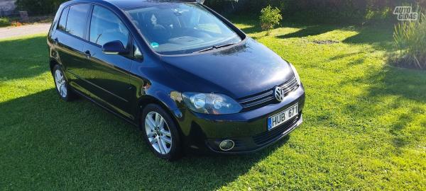 Melns Volkswagen Golf Plus 2011 Kupiškis, ar dzinēja tilpumu 1.60 L un nobraukumu 368 tūkst. km par 3700 €, foto 3 vietnē AUTOMOTO.COM.LV