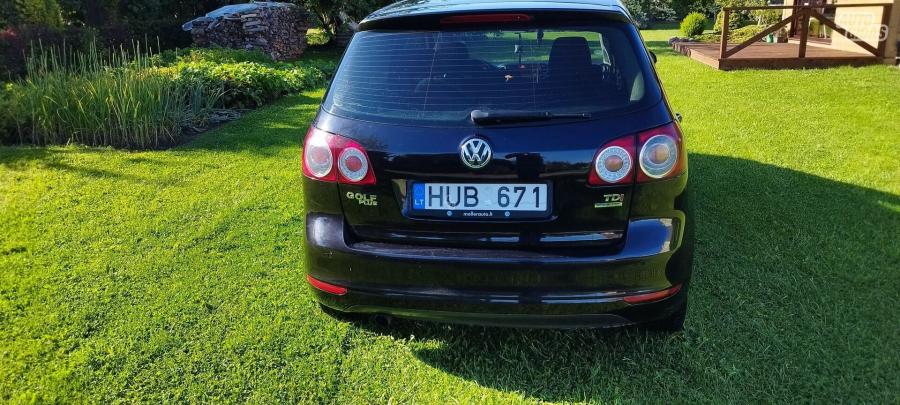 Melns Volkswagen Golf Plus 2011 Kupiškis, ar dzinēja tilpumu 1.60 L un nobraukumu 368 tūkst. km par 3700 €, foto 6 vietnē AUTOMOTO.COM.LV