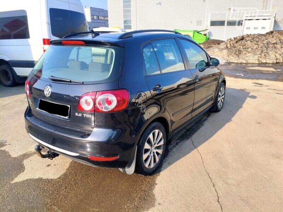 Black Volkswagen Golf Plus 2011 in Vilnius, with an engine capacity of 2.00 L and mileage of 323 thousand km for 4000 €, photo 5 on AUTOMOTO.COM.LV