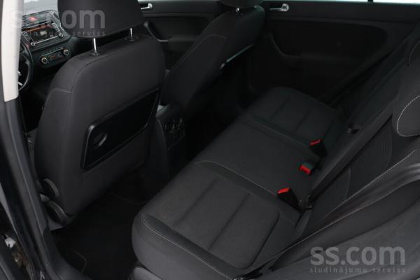Melns Volkswagen Golf Plus 2011 Valmiera, ar dzinēja tilpumu 2.00 L un nobraukumu 0 tūkst. km par 5900 €, foto 9 vietnē AUTOMOTO.COM.LV