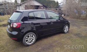 Black Volkswagen Golf Plus 2012 in Riga, with an engine capacity of 2.00 L and mileage of 156 thousand km for 5990 €, photo 3 on AUTOMOTO.COM.LV