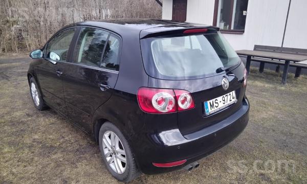 Melns Volkswagen Golf Plus 2012 Rīga, ar dzinēja tilpumu 2.00 L un nobraukumu 156 tūkst. km par 5990 €, foto 3 vietnē AUTOMOTO.COM.LV