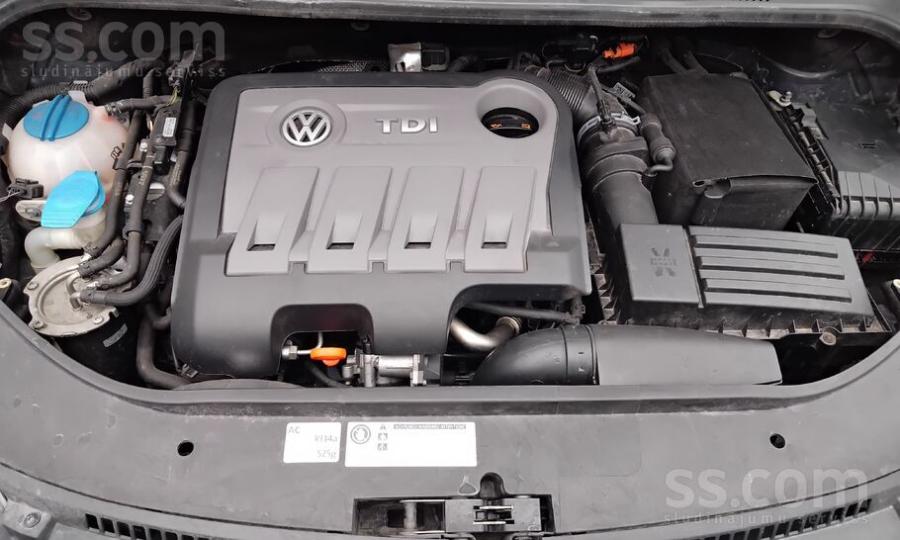 Black Volkswagen Golf Plus 2012 in Riga, with an engine capacity of 2.00 L and mileage of 156 thousand km for 5990 €, photo 10 on AUTOMOTO.COM.LV