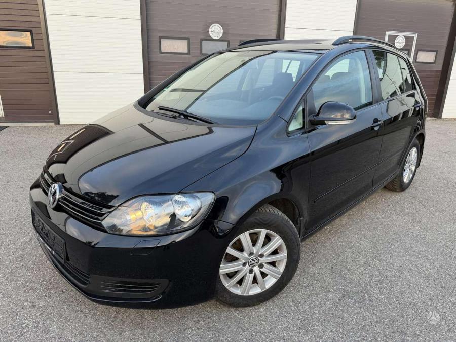 Melns Volkswagen Golf Plus 2012 Utena, ar dzinēja tilpumu 1.60 L un nobraukumu 270 tūkst. km par 4700 €, foto 1 vietnē AUTOMOTO.COM.LV