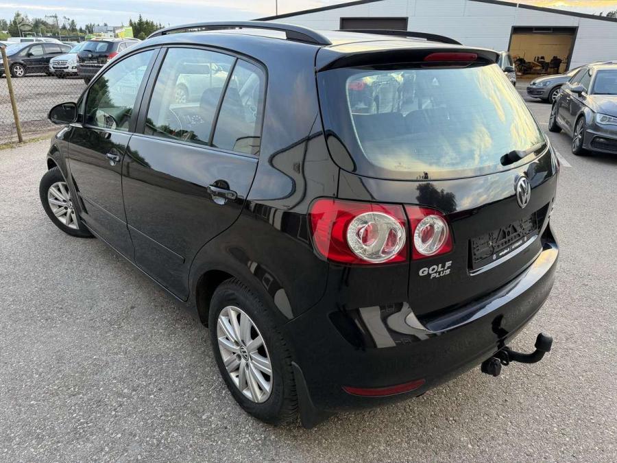 Melns Volkswagen Golf Plus 2012 Utena, ar dzinēja tilpumu 1.60 L un nobraukumu 270 tūkst. km par 4700 €, foto 10 vietnē AUTOMOTO.COM.LV