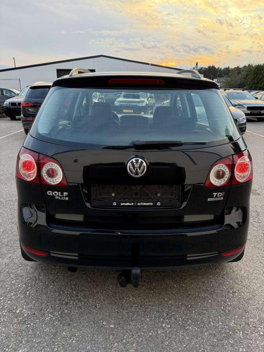 Melns Volkswagen Golf Plus 2012 Utena, ar dzinēja tilpumu 1.60 L un nobraukumu 270 tūkst. km par 4700 €, foto 17 vietnē AUTOMOTO.COM.LV