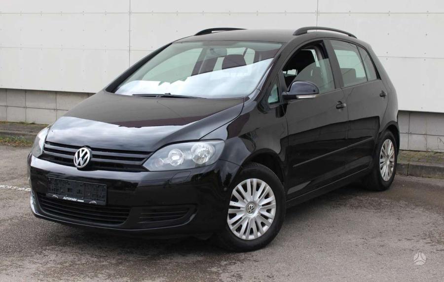 Melns Volkswagen Golf Plus 2013 Kretinga, ar dzinēja tilpumu 1.60 L un nobraukumu 218 tūkst. km par 4900 €, foto 2 vietnē AUTOMOTO.COM.LV