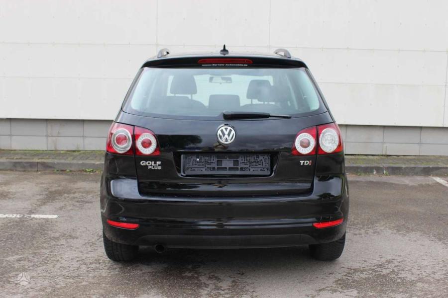 Melns Volkswagen Golf Plus 2013 Kretinga, ar dzinēja tilpumu 1.60 L un nobraukumu 218 tūkst. km par 4900 €, foto 5 vietnē AUTOMOTO.COM.LV