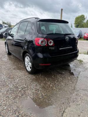 Melns Volkswagen Golf Plus 2013 Jurbarkas, ar dzinēja tilpumu 1.20 L un nobraukumu 200 tūkst. km par 3799 €, foto 6 vietnē AUTOMOTO.COM.LV