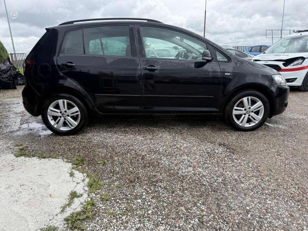 Melns Volkswagen Golf Plus 2013 Jurbarkas, ar dzinēja tilpumu 1.20 L un nobraukumu 200 tūkst. km par 3799 €, foto 9 vietnē AUTOMOTO.COM.LV