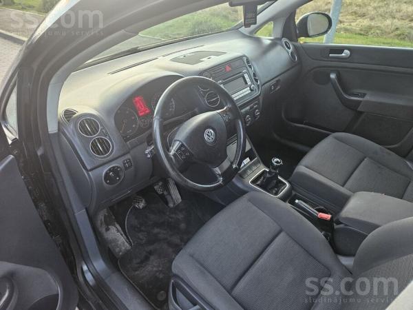 Melns Volkswagen Golf Plus 2007 Liepāja, ar dzinēja tilpumu 1.90 L un nobraukumu 428 tūkst. km par 1650 €, foto 8 vietnē AUTOMOTO.COM.LV