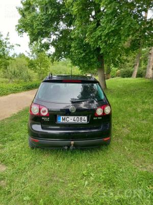 Melns Volkswagen Golf Plus 2008 Dobele, ar dzinēja tilpumu 2.00 L un nobraukumu 238 tūkst. km par 3300 €, foto 9 vietnē AUTOMOTO.COM.LV
