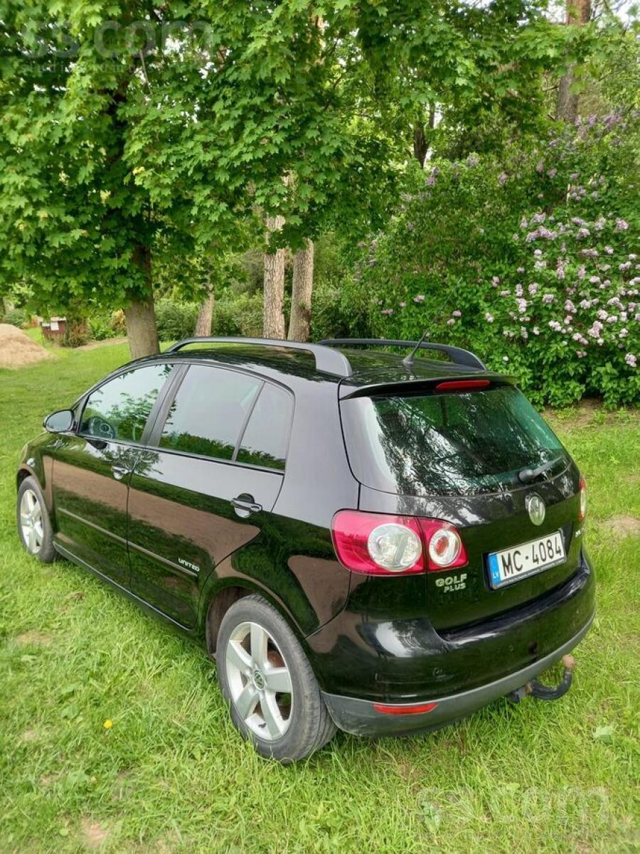 Melns Volkswagen Golf Plus 2008 Dobele, ar dzinēja tilpumu 2.00 L un nobraukumu 238 tūkst. km par 3300 €, foto 13 vietnē AUTOMOTO.COM.LV