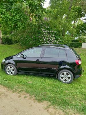 Melns Volkswagen Golf Plus 2008 Dobele, ar dzinēja tilpumu 2.00 L un nobraukumu 238 tūkst. km par 3300 €, foto 16 vietnē AUTOMOTO.COM.LV