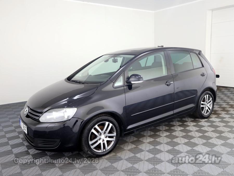 Melns Volkswagen Golf Plus 2009 Tallina, ar dzinēja tilpumu 2.00 L un nobraukumu 272 tūkst. km par 2199 €, foto 3 vietnē AUTOMOTO.COM.LV