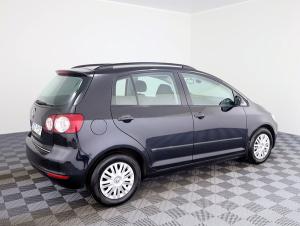 Melns Volkswagen Golf Plus 2010 Tallina, ar dzinēja tilpumu 1.40 L un nobraukumu 244 tūkst. km par 2199 €, foto 4 vietnē AUTOMOTO.COM.LV