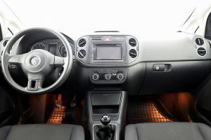Melns Volkswagen Golf Plus 2010 Tallina, ar dzinēja tilpumu 1.40 L un nobraukumu 244 tūkst. km par 2199 €, foto 6 vietnē AUTOMOTO.COM.LV