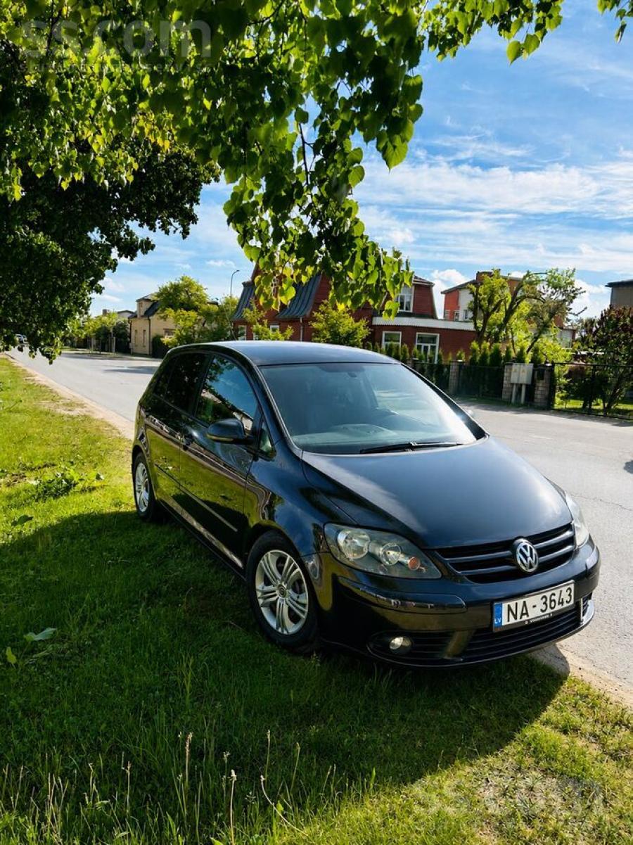 Zils Volkswagen Golf Plus 2006 Liepāja, ar dzinēja tilpumu 2.00 L un nobraukumu 0 tūkst. km par 1800 €, foto 1 vietnē AUTOMOTO.COM.LV