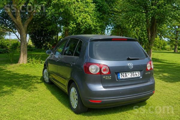 Blue Volkswagen Golf Plus 2006 in Liepaja, with an engine capacity of 2.00 L and mileage of 0 thousand km for 1800 €, photo 2 on AUTOMOTO.COM.LV