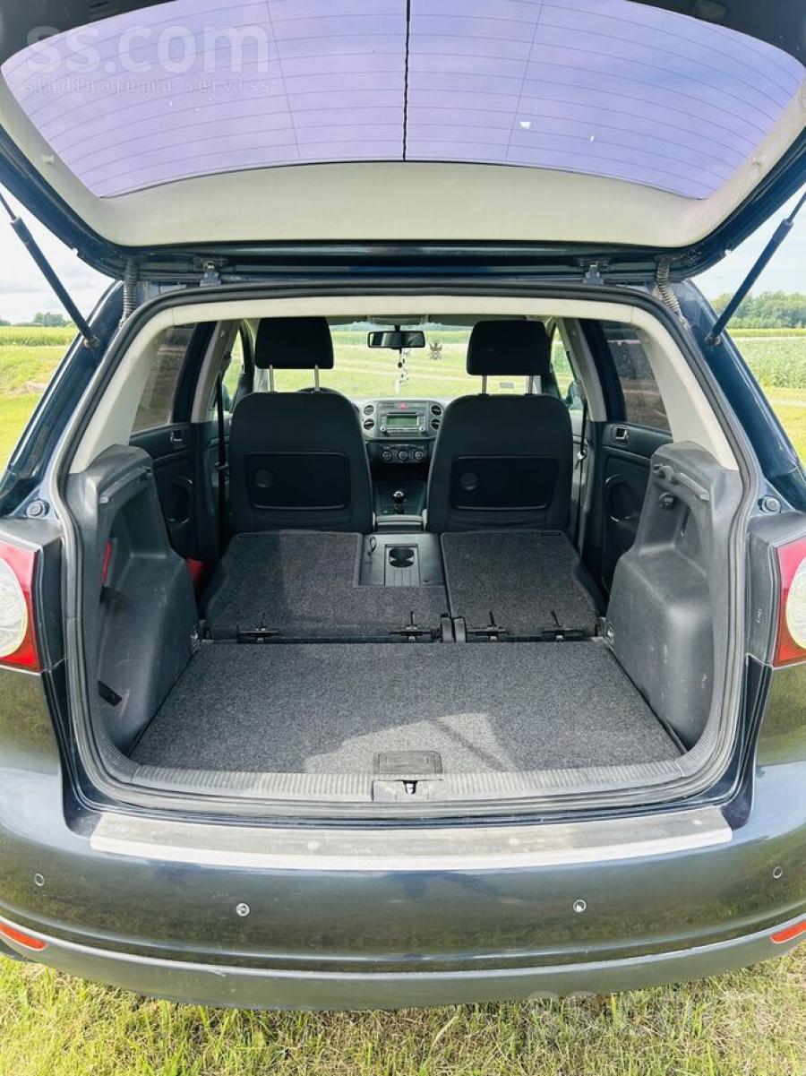 Zils Volkswagen Golf Plus 2006 Liepāja, ar dzinēja tilpumu 2.00 L un nobraukumu 0 tūkst. km par 1800 €, foto 6 vietnē AUTOMOTO.COM.LV