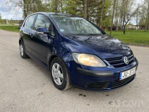 Zils Volkswagen Golf Plus 2005 Rēzekne, ar dzinēja tilpumu 1.90 L un nobraukumu 325 tūkst. km par 3500 €, foto 3 vietnē AUTOMOTO.COM.LV