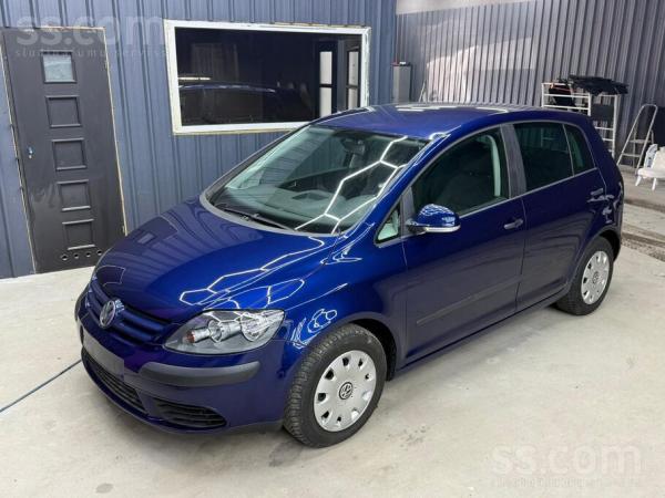 Zils Volkswagen Golf Plus 2005 Jelgava, ar dzinēja tilpumu 1.60 L un nobraukumu 82 tūkst. km par 4399 €, foto 4 vietnē AUTOMOTO.COM.LV