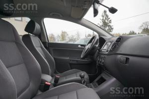 Zils Volkswagen Golf Plus 2005 Rīga, ar dzinēja tilpumu 2.00 L un nobraukumu 292 tūkst. km par 2990 €, foto 6 vietnē AUTOMOTO.COM.LV
