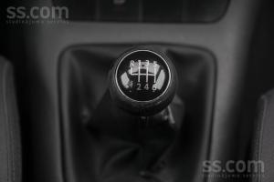 Zils Volkswagen Golf Plus 2005 Rīga, ar dzinēja tilpumu 2.00 L un nobraukumu 292 tūkst. km par 2990 €, foto 12 vietnē AUTOMOTO.COM.LV